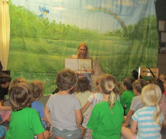 Why I use puppetry in my storytelling. – Emma Middleton